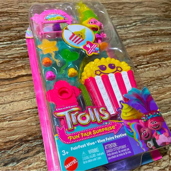 Dreamworks | Toys | Dreamworks Trolls Fun Fair Surprise Toy Set Pink ...
